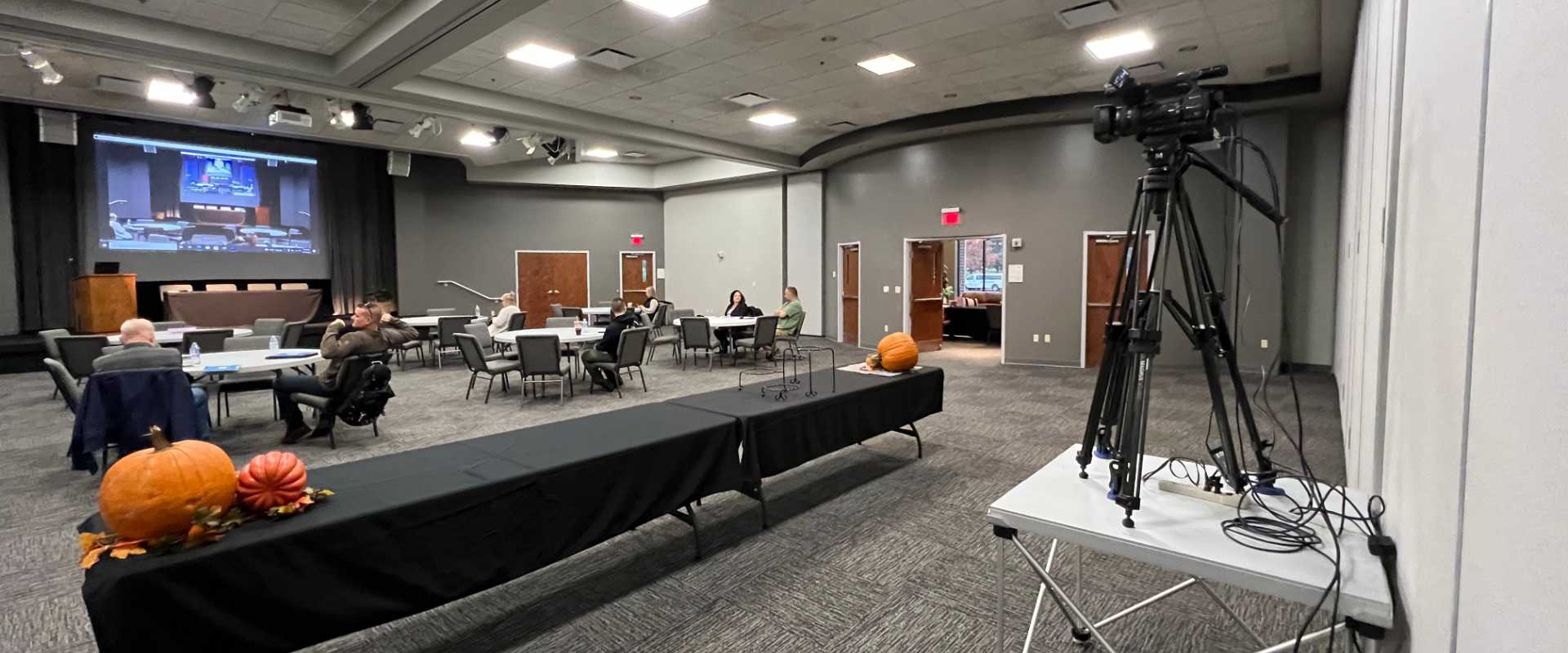 How This Videographer Live Streams Hybrid Events + Conferences Using ...